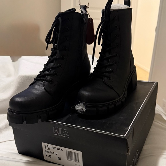 MIA | Shoes | Mia Black Combat Boots With Textured Leather And Thick ...